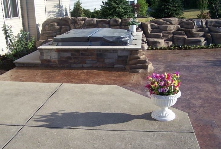 Perfect Surface for your Hot Tub: 3 Options to Consider
